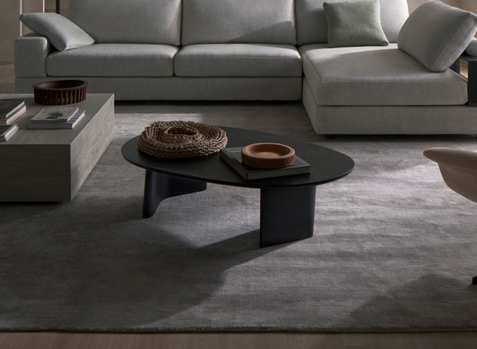 Discover the artisan rug collection by King