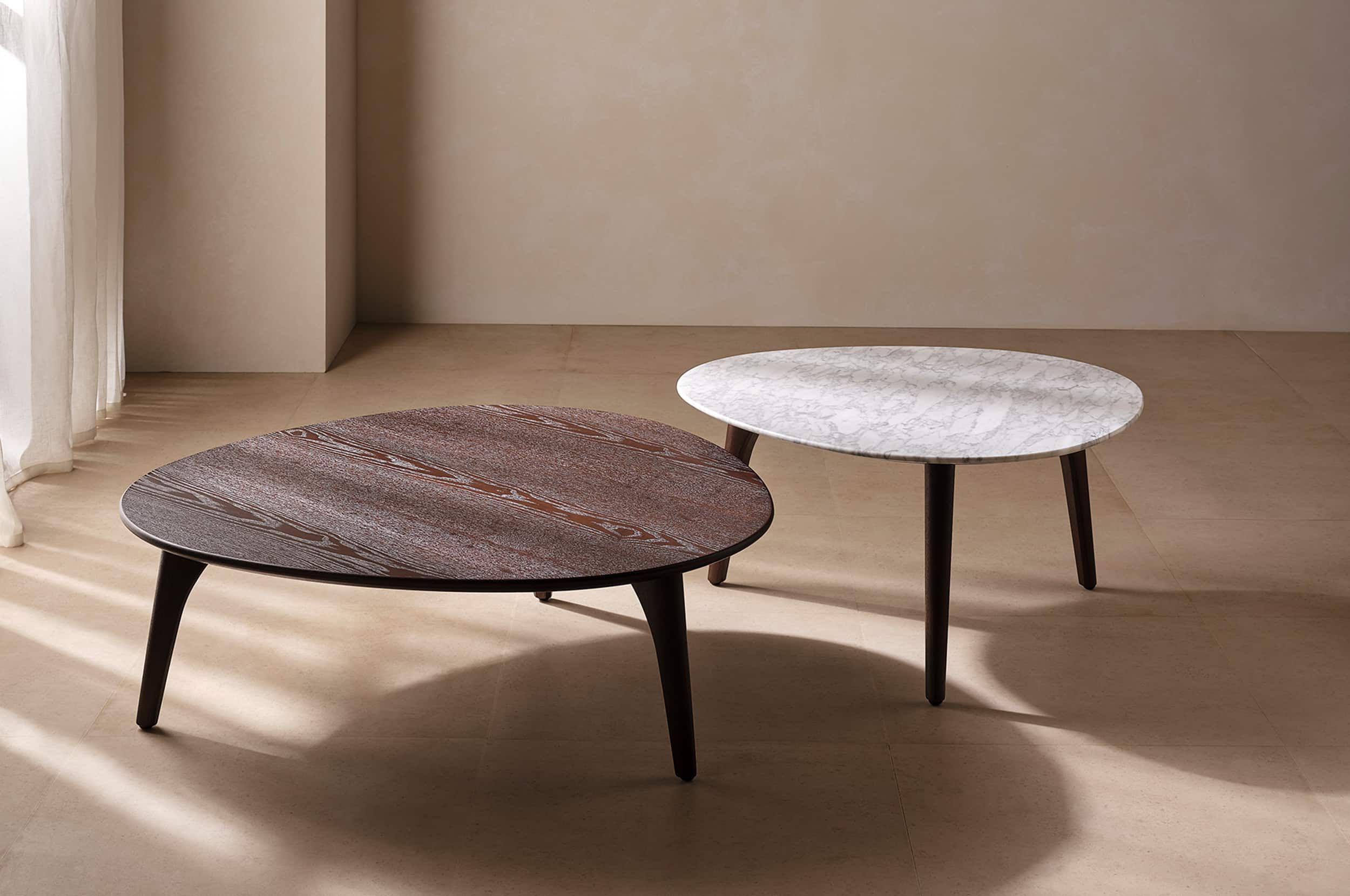 Crescent Table 1050