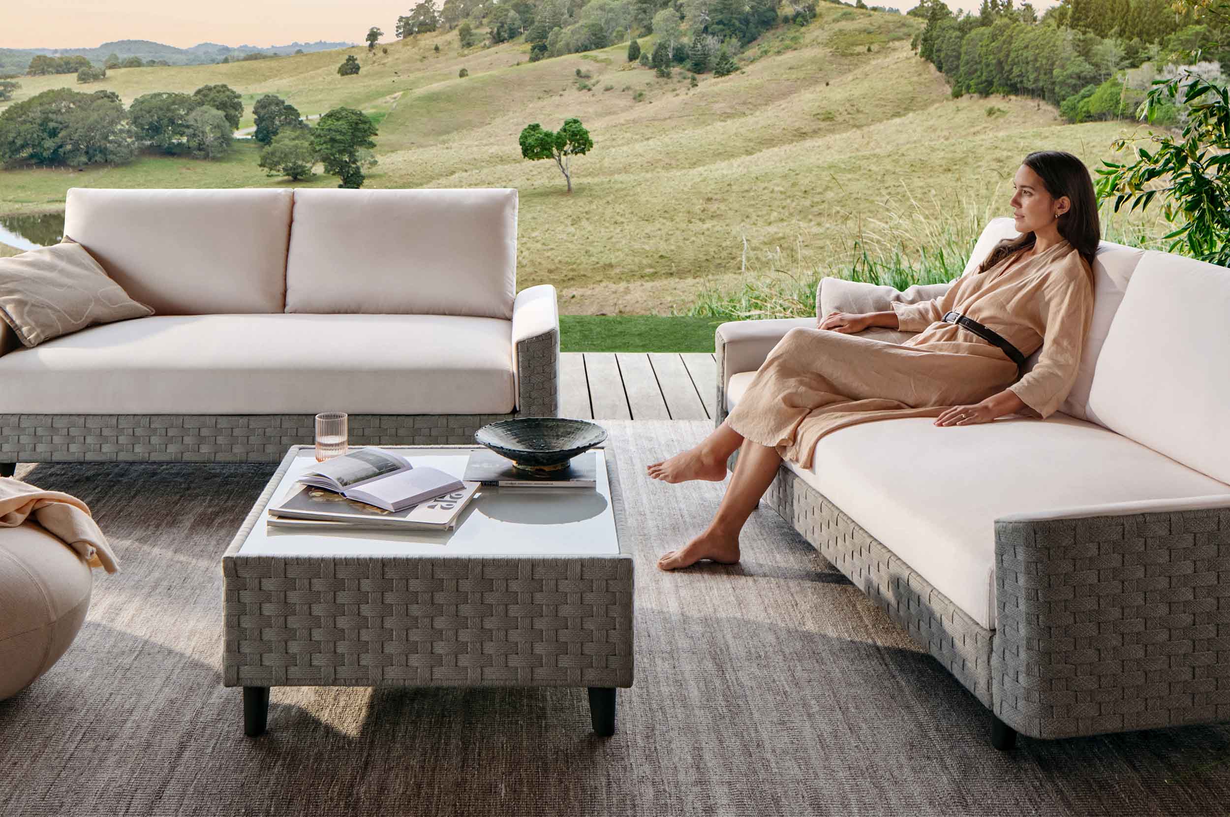 Outdoor glass coffee table store