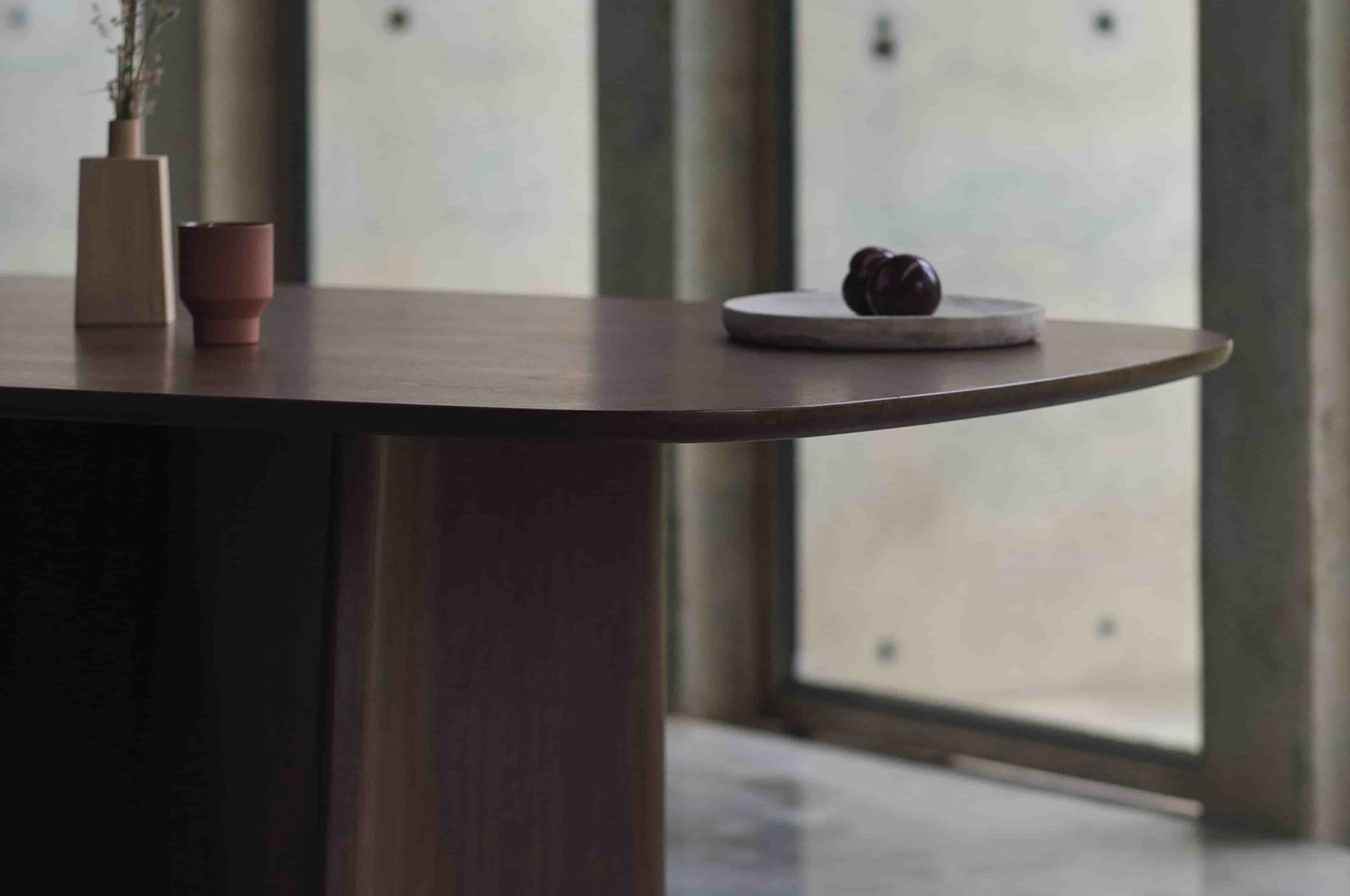 Issho 10 Seater Dining Table