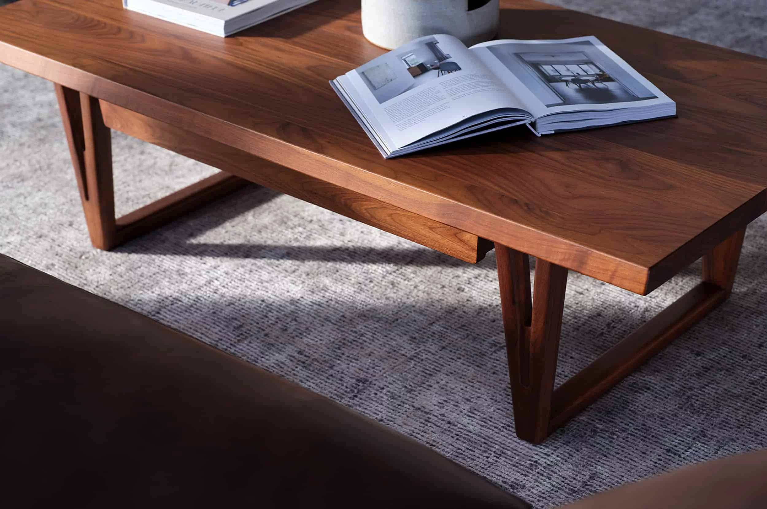 King living coffee tables store